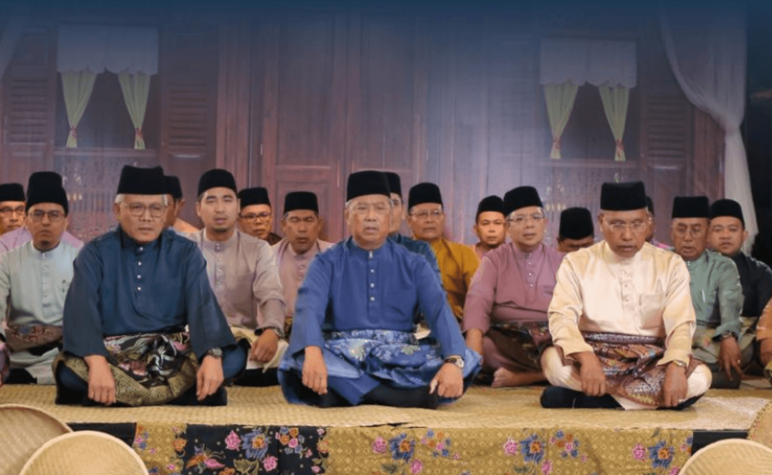 √ TAKBIR RAYA LENGKAP: Aidilfitri, Aidiladha, Rumi, Waktu