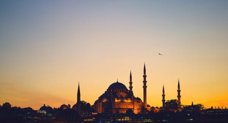 √ Selawat Jibril: Kelebihan Serta Keutamaannya (Rumi & Maksud) √ Selawat Jibril: Kelebihan Serta Keutamaannya (Rumi & Maksud)